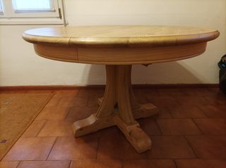 Tavolo rotondo allungabile in legno massello