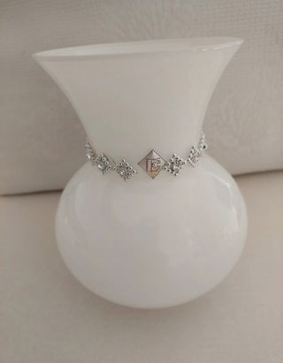 Vasi bianco. Coveri World