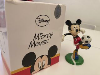 Topolino calciatore