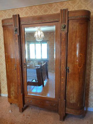 Armadio d'epoca