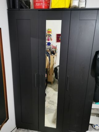 armadio a 3 ante con specchio