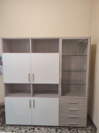 mobile salotto/cucina più tavolo e sedie