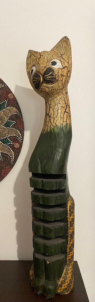 Gatto in legno porta CD