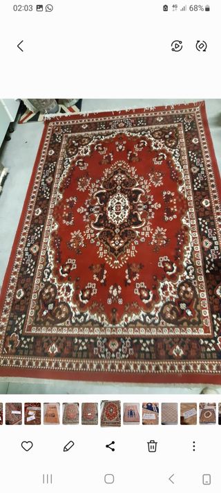 bel tappeto con   difetto 35 euro 