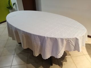 tovaglia ovale di Fiandra