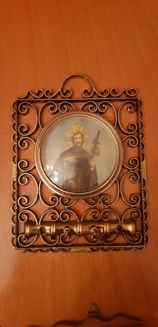 portachiavi con figura di Santo