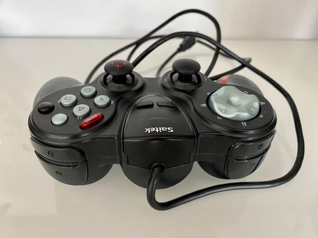 Mando Saitek Rumble Force P2600 de segunda mano por 15 EUR en ...