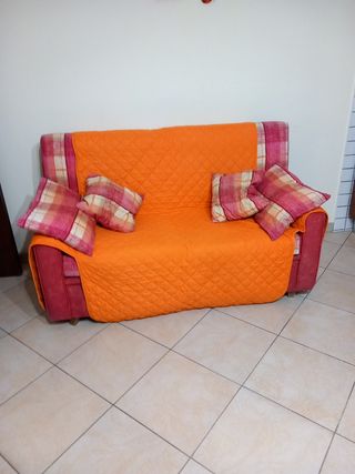 Divano due posti colorato