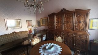 Sala completa in stile barocco