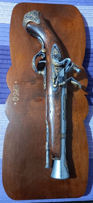 Riproduzione pistola decorativa del 1700