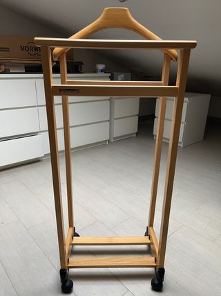 Porta abiti in legno naturale 