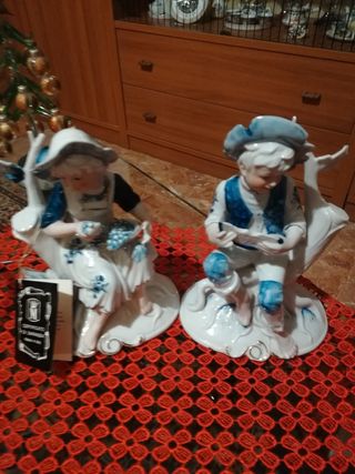 coppia di statuette capodimonte