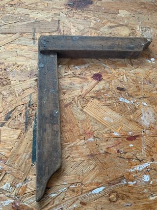 Compasso di legno antico