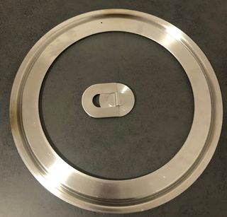 Marca: Ikea. Accessorio: Coperchio in Vetro.