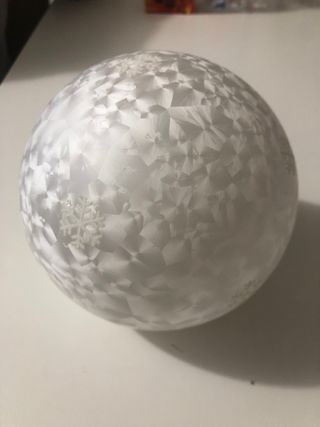 Sfera luminosa da tavolo