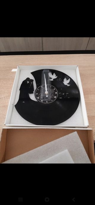 orologio da parete in vinile.