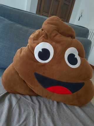 cuscino emoji 💩