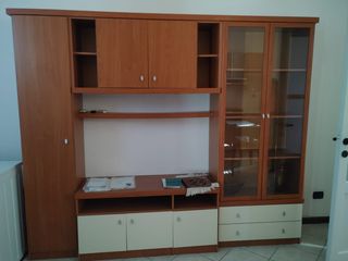 Mobile da soggiorno con vetrinetta