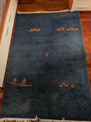 tappeto persiano in lana blu 