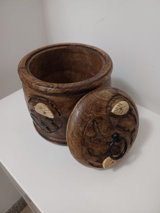 Ciotola con tappo in legno