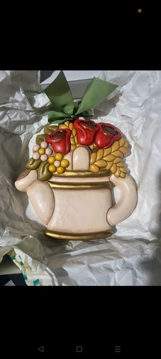 formella annaffiatoio di fiori thun