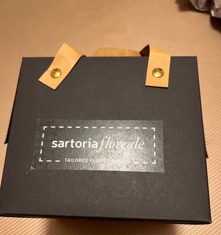 Scatola cartone sartoria floreale