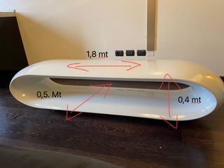 Mobile di design color bianco lucido