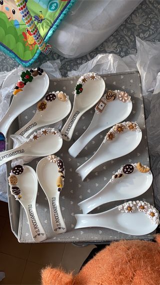 Oggetti per la casa decorati a mano