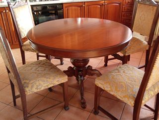 Vendo tavolo rotondo in legno