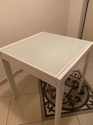 Tavolo in metallo, piano in vetro, Estendibile