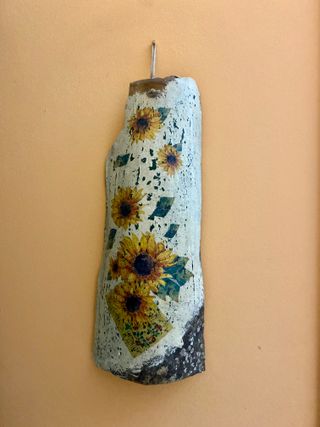 tegola decorata a mano