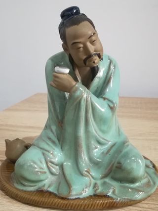 Statua in ceramica vecchia Cina " Bevitore di the"