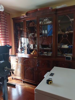 grande mobile per salotto o soggiorno.