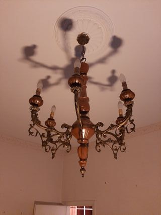 Lampadario legno/ottone/lega