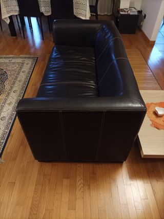 Divano tre posti ecopelle nera