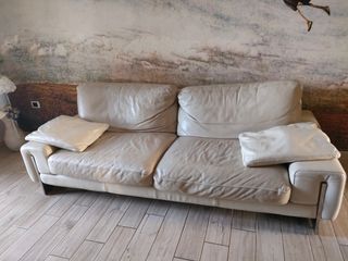 divano in pelle 