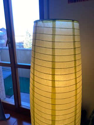 Lampada da terra luce soffusa