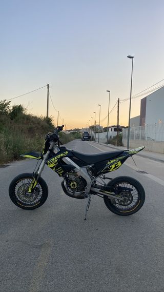 Derbi drd pro de segunda mano por 3.000 EUR en Alella en WALLAPOP