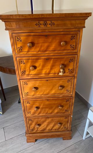 2 Cassettiere Antiche   5 cassetti