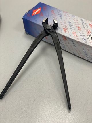 Tenaglia knipex 99 00 220