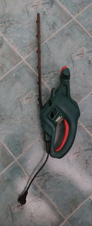 Tagliasiepe elettrico Black en Dacker 