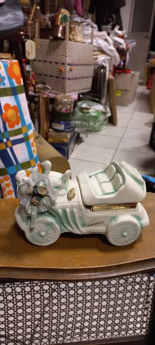 macchinina in ceramica porta gioie di Valentino€10