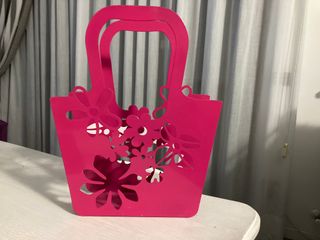 Porta Riviste Fucsia