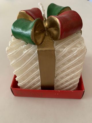 Candela BRANDANI natalizia forma pacco regalo