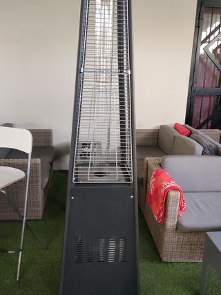 fungo  riscaldante per esterno con fuoco in vista