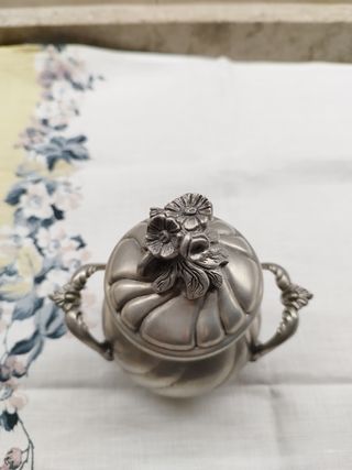 Zuccheriera in peltro 