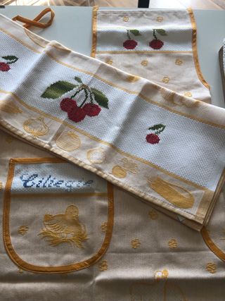 Set da cucina con ricamo 