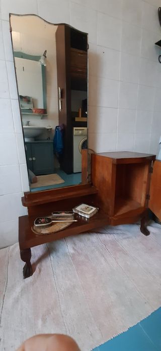 mobiletto con specchiera