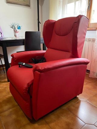 Poltrona alza persone ekettrica