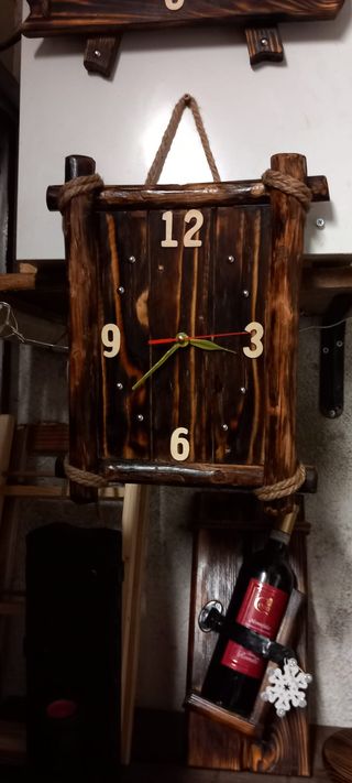 OROLOGIO DA PARETE ARTIGIANALE IN LEGNO E CORDA